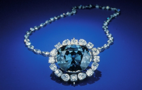 Diamante Azul: ¿Cómo es? Origen y Precios - Joyas.es